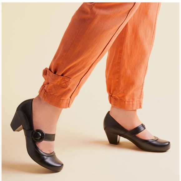 Life Stride | Shoes | Life Stride Soft System Black Rozz Mary Jane ...